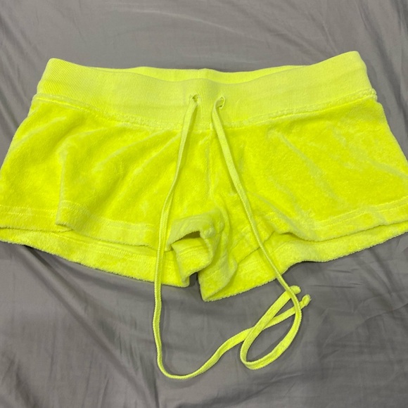 Hard Tail | Shorts | Hard Tail Forever Junior Neon Yellow Shorts M ...